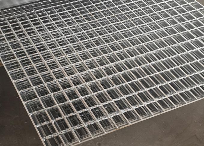 Plain Sheet 10mm Thick Catwalk Steel Grating For Chemical Plant